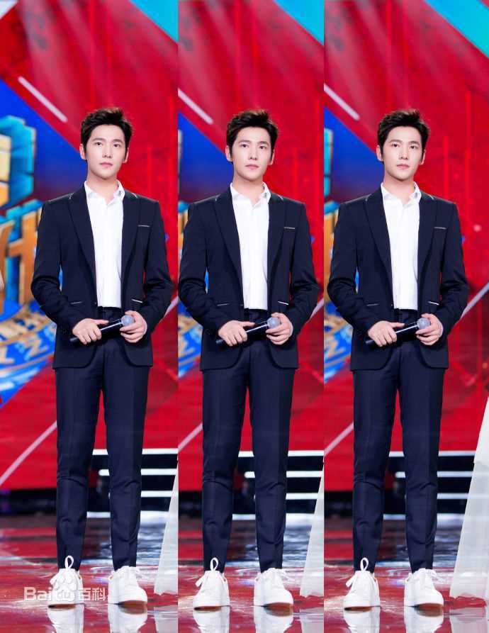 吴念真(Wen-ching Wu)“五月的鲜花”优秀青年演员性感图片图集-万佳直播吧