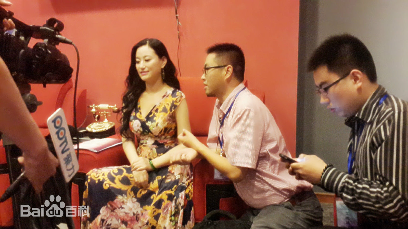 袁满PPTV聚力采访-图册-万佳直播吧