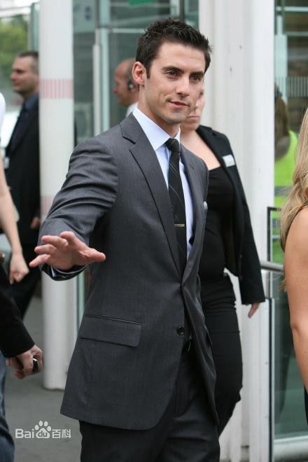 米洛·文提米利亚(Milo Ventimiglia、Milo Anthony Ventimiglia)·活动照性感图片壁纸-万佳直播吧