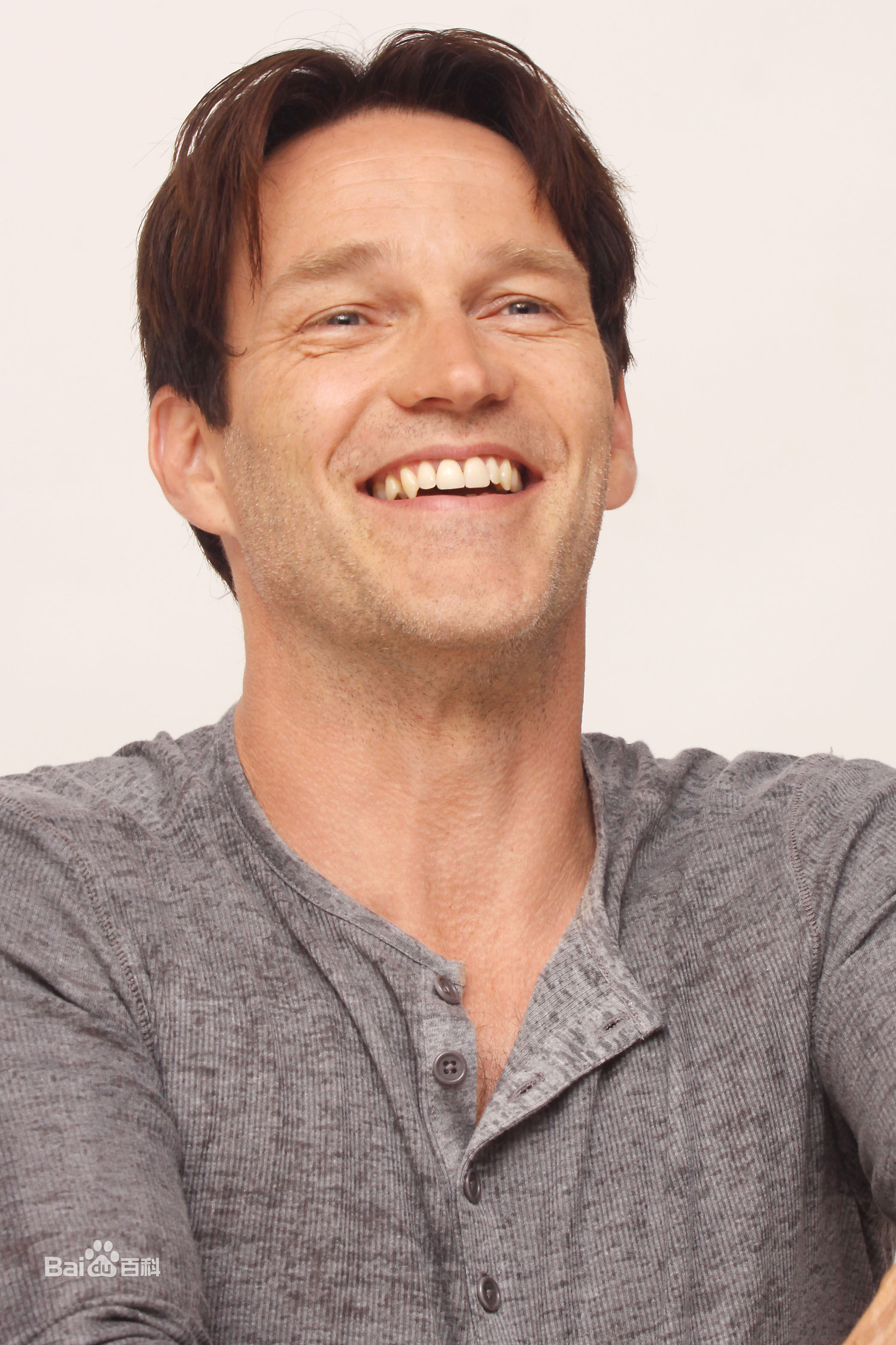 精选史蒂芬·莫耶(Stephen Moyer)精彩图册-万佳直播吧