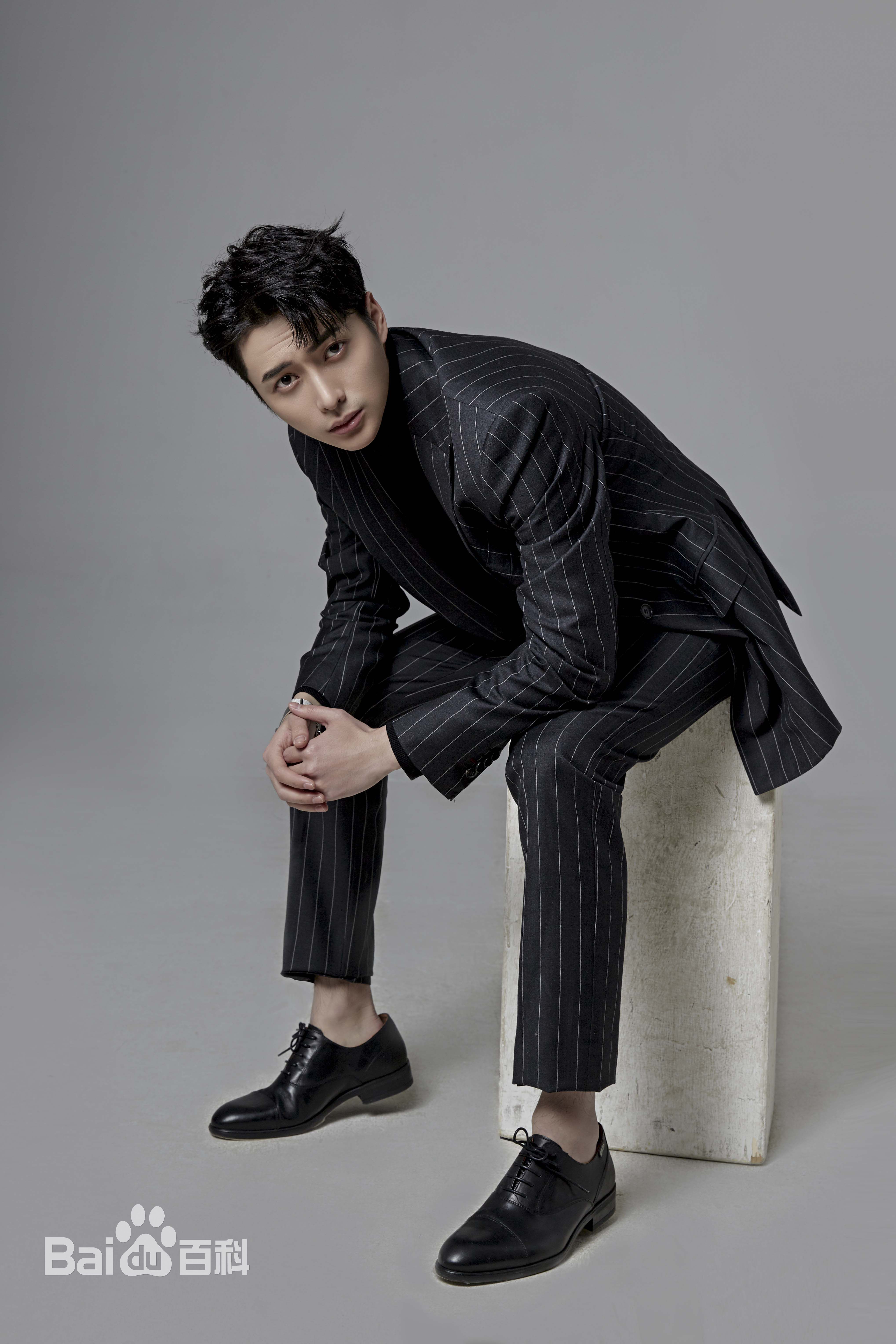 韩承羽(Han Cheng Yu)最新壁纸-万佳直播吧