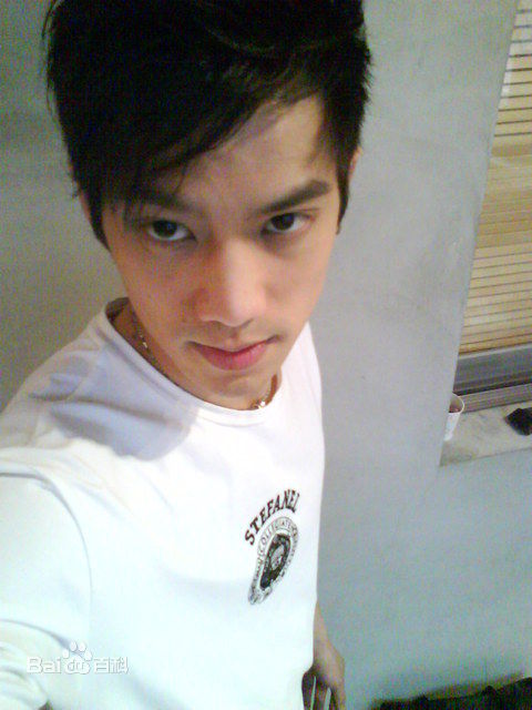 最新邹承恩(Jason Tsou)壁纸-万佳直播吧