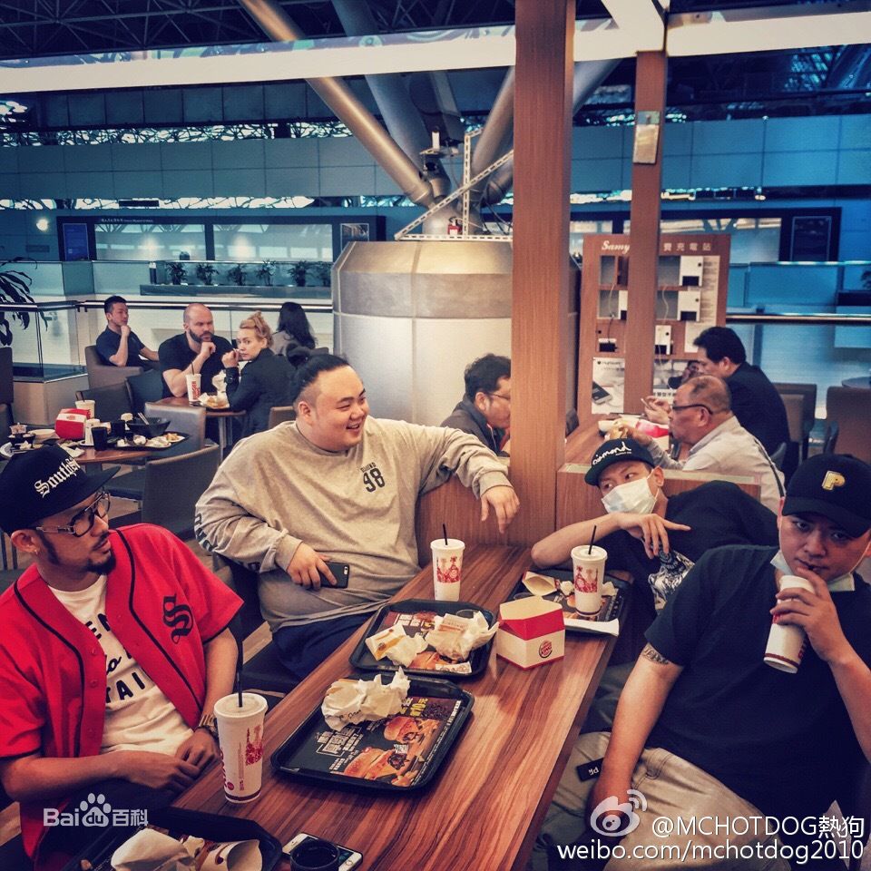 姚中仁(MC Hotdog)微博图片壁纸壁纸-万佳直播吧