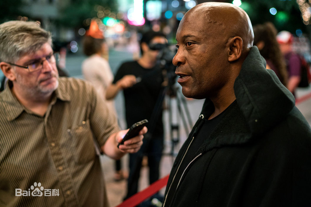 精选约翰·辛格顿(John Daniel Singleton)-万佳直播吧