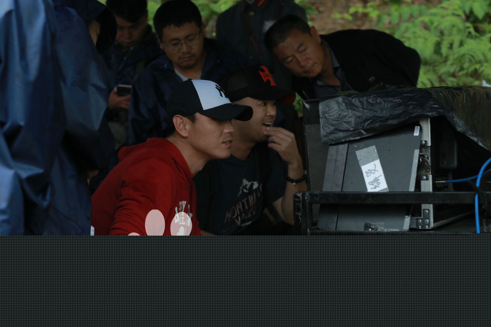 精选邢键钧(JianJun Xing)在《热血之共赴国难》》片场中的图册-万佳直播吧