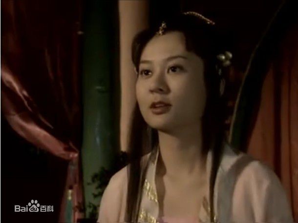 黄宇诗(Ursule Wong)生活照性感图片图集-万佳直播吧