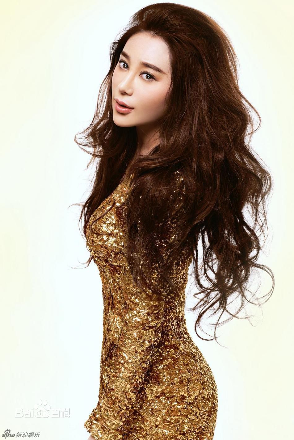 精选姜欣雨(Xinyu Jiang)精彩图册-万佳直播吧