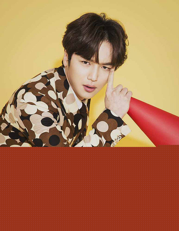 卞约汉(Byun Yo-han)BIG ISSUE_20150301_NO.103性感图片图集-万佳直播吧