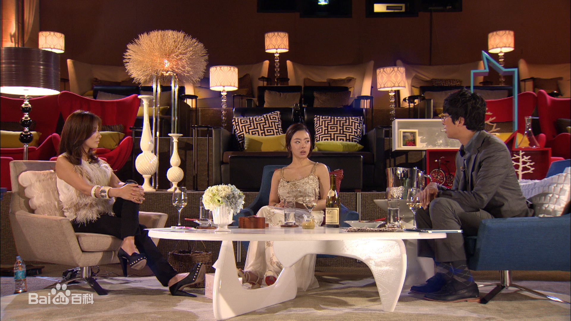 李美淑(，Lee Mi Sook)2011年 综艺的Bad Scene前后照片-万佳直播吧