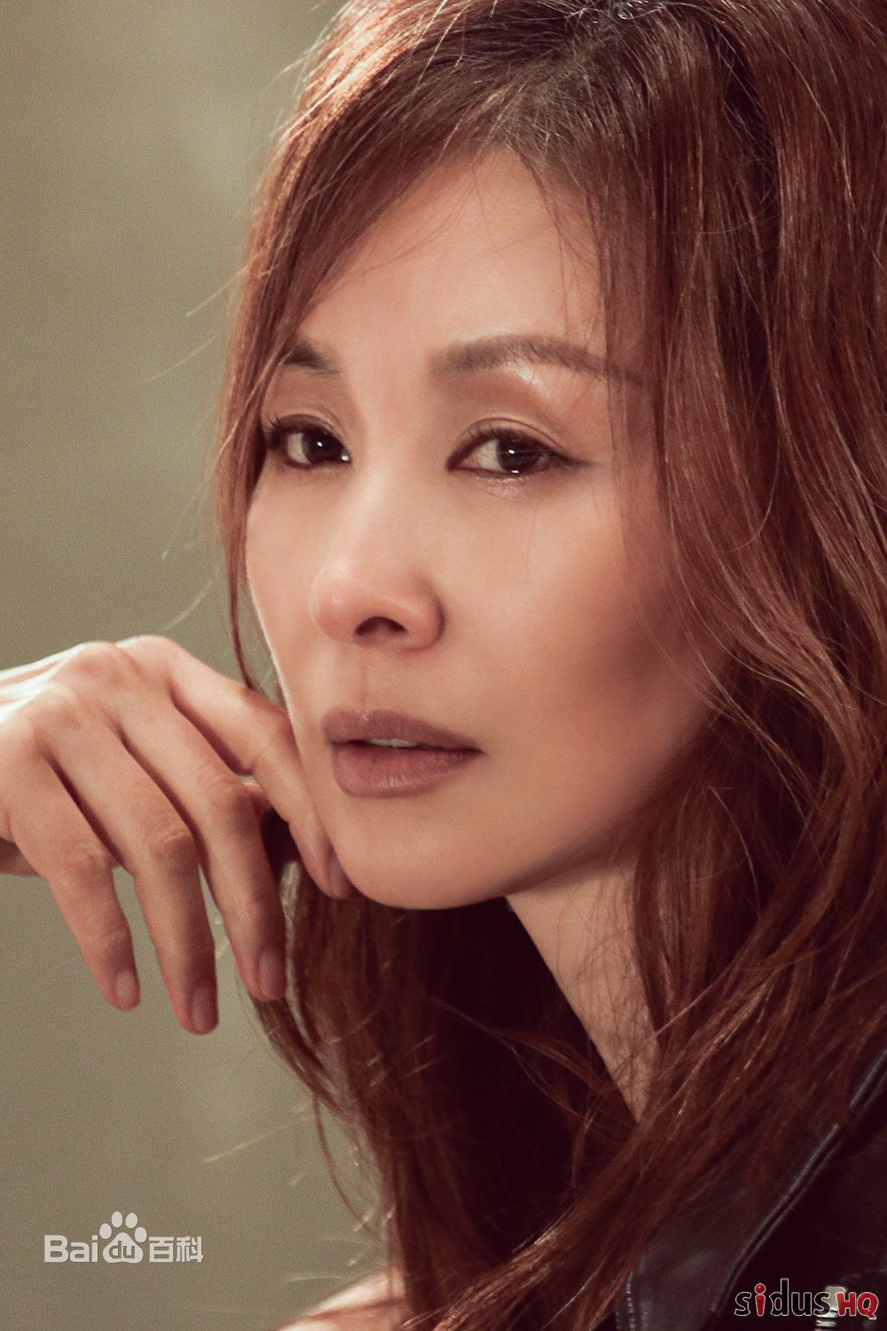 李美淑(，Lee Mi Sook)2018年4月号VOGUE壁纸壁纸-万佳直播吧