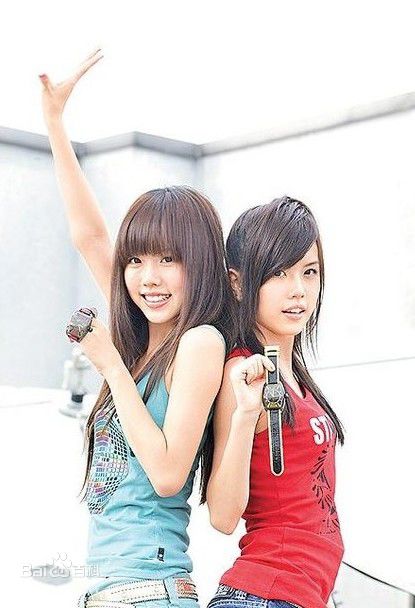 孙涵&孙雨、白纬芬&白纬玲(BY2)精选杂志图图册-万佳直播吧