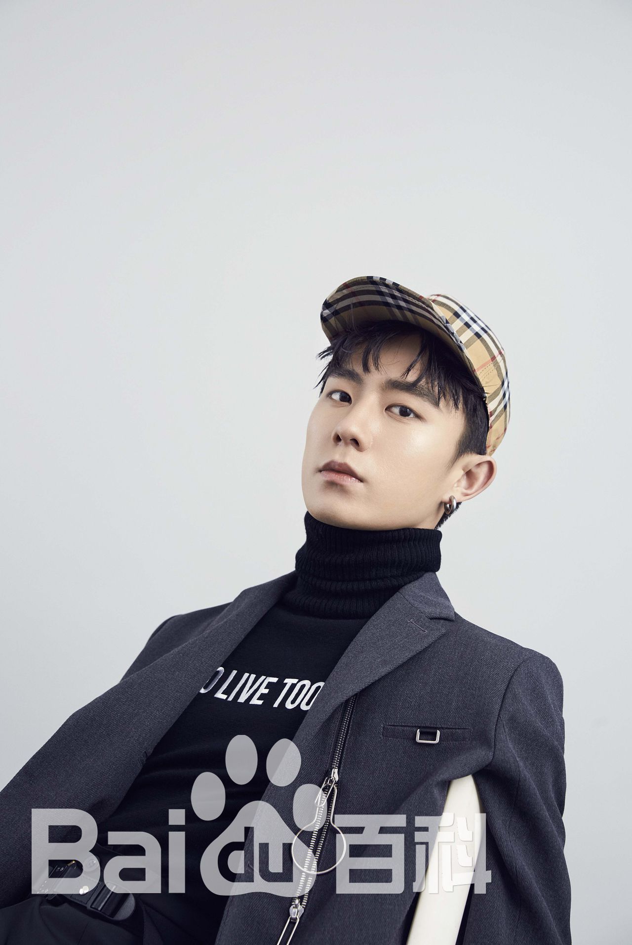 郑好(Tom Zheng)最新图集-万佳直播吧