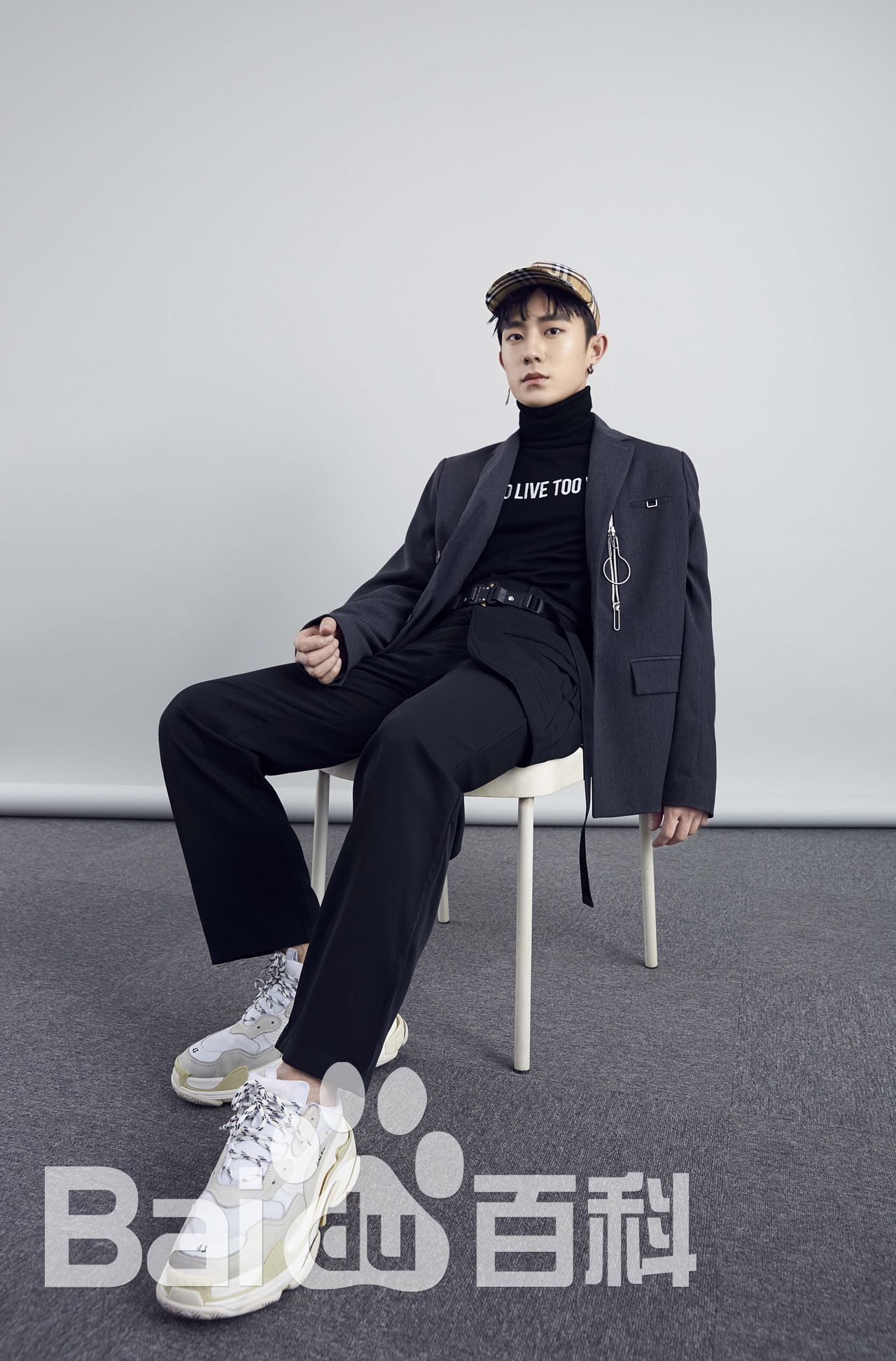 郑好(Tom Zheng)最新图集-万佳直播吧