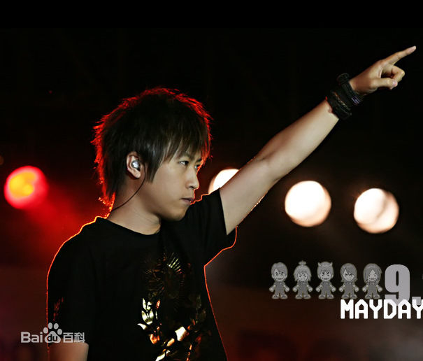 陈信宏(Ashin)阿信侧影生活照-万佳直播吧