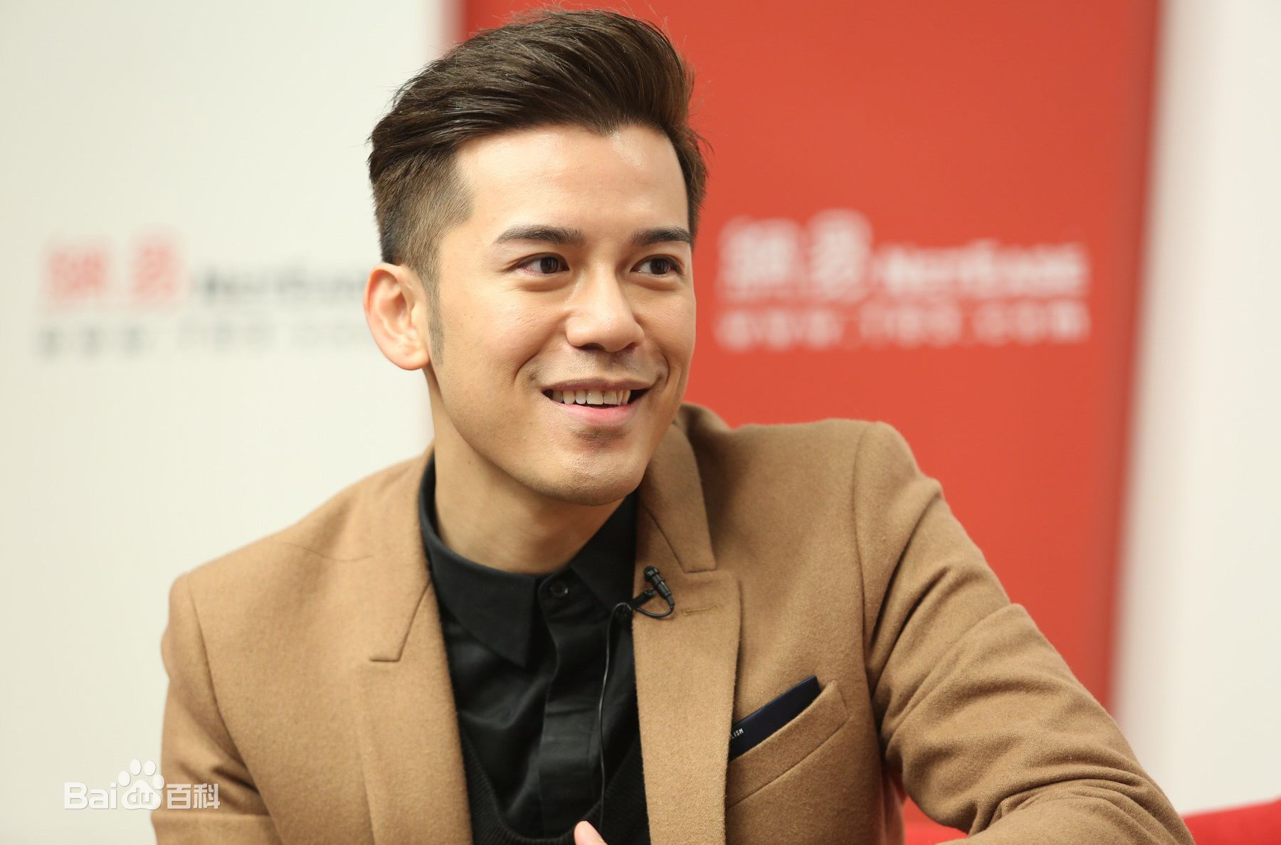 沈震轩(Sammy Sum、Kobe)前后照片-万佳直播吧