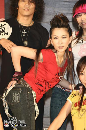 精选温岚(Landy Wen)图片-万佳直播吧