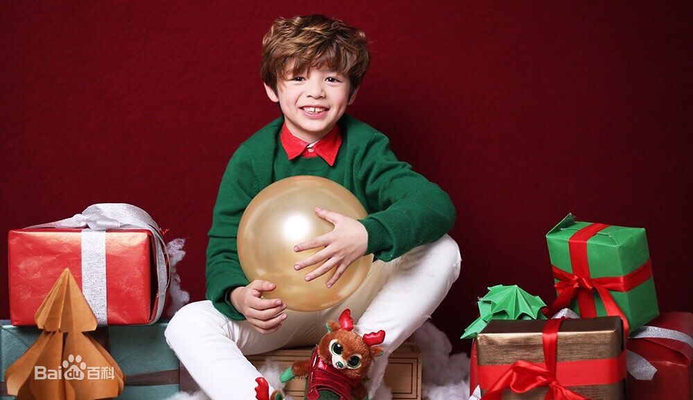 西蒙子(Jozef Liu Waite)高清个人图册-万佳直播吧