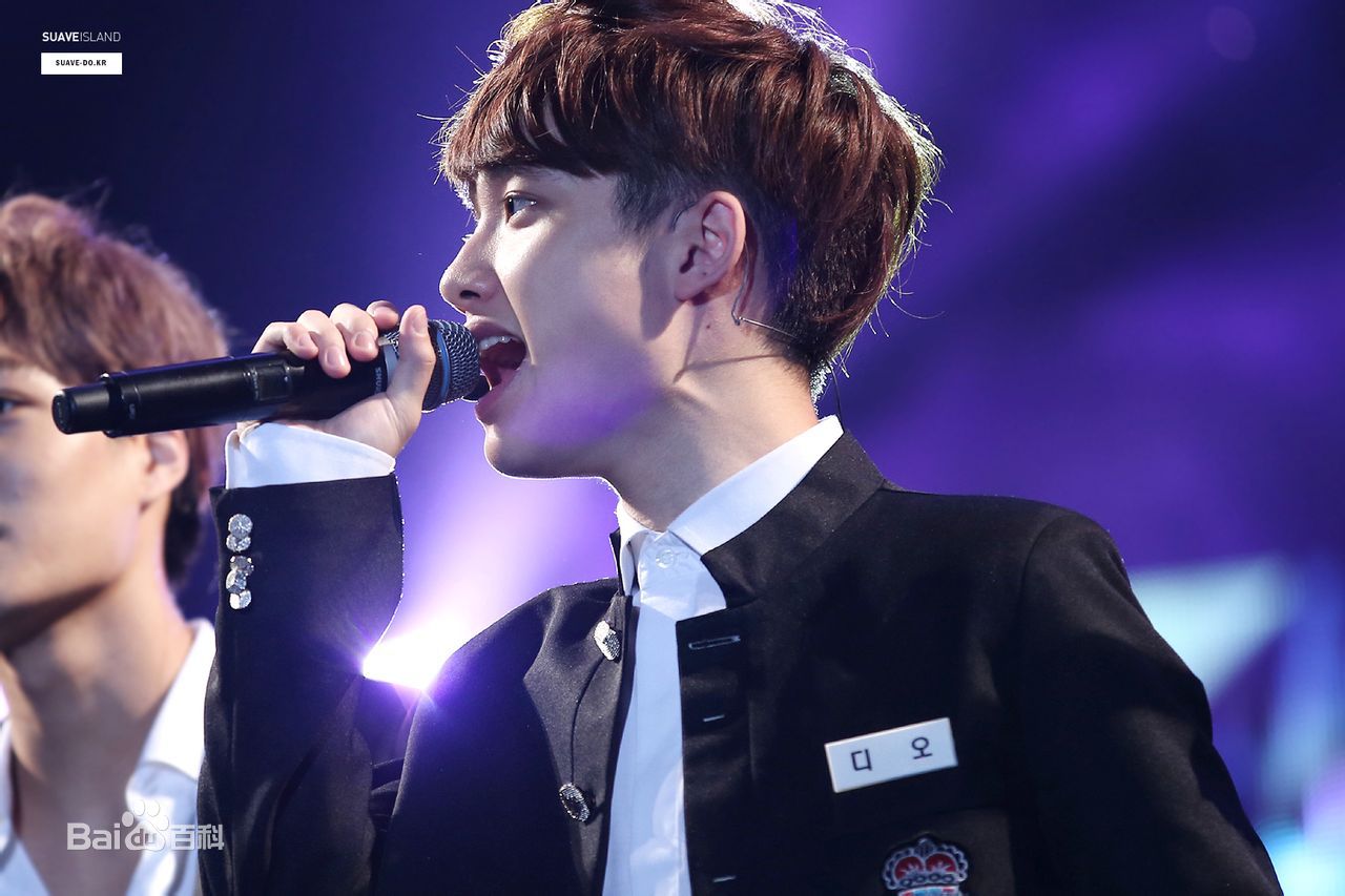 都敬秀(（韩文名）、Doh Kyungsoo、D.O.（官方艺名）、都暻秀（曾用名）、度庆洙（误译）)主唱担当D.O.图册-万佳直播吧