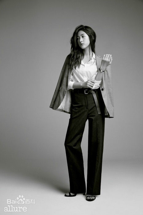 金赛纶(/Kim Sae ron)allure图册-万佳直播吧