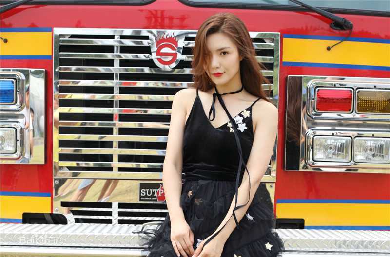 赵茜(Candice Zhao)在《特勤精英》开机仪式中的-万佳直播吧