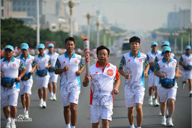 王伟波(wangweibo)精彩图片8张素颜照-王伟波(wangweibo)精彩图片8张素颜照相册-万佳直播吧