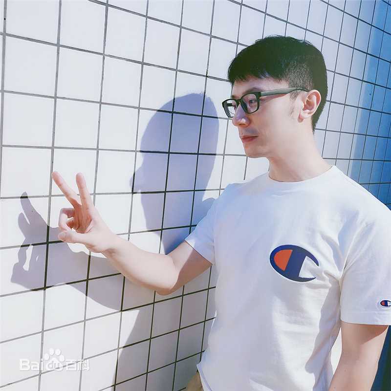 王峥(Leon Wang) 生活照性感图片图集-万佳直播吧