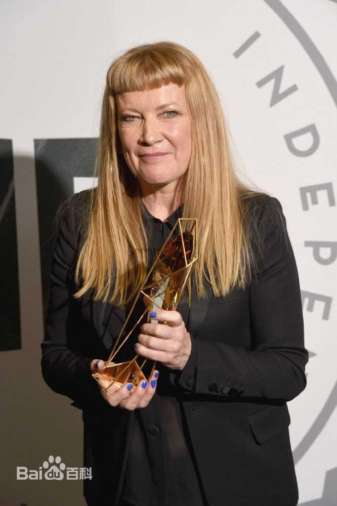 安德里亚·阿诺德(Andrea Arnold)个人荣誉图册-万佳直播吧