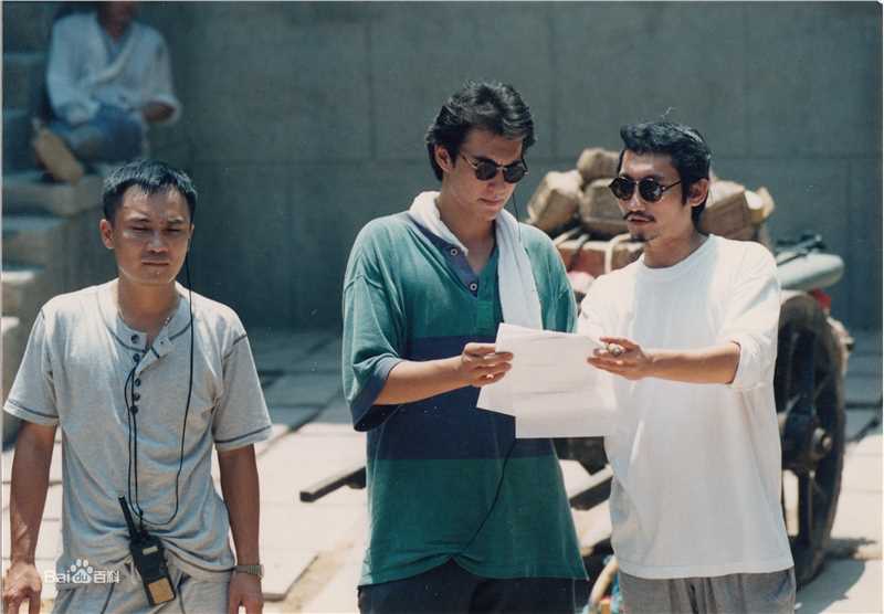 最新许安(Koan Hui)在电影《刀》工作照中的壁纸-万佳直播吧