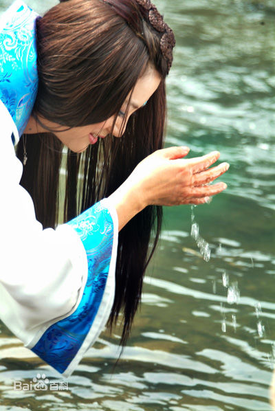 李玲玉(Li Ling Yu)最新图集-万佳直播吧